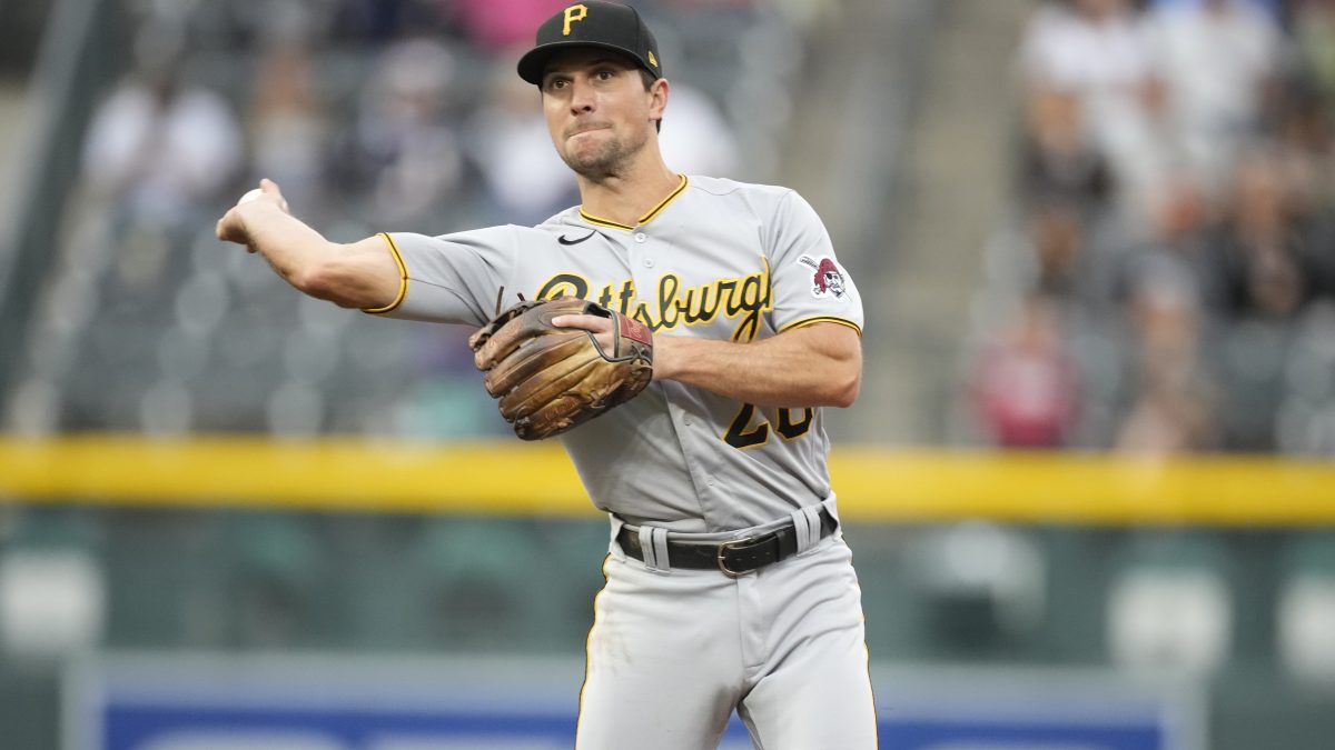 Pirates reunite with former all-star Frazier - Observer-Reporter